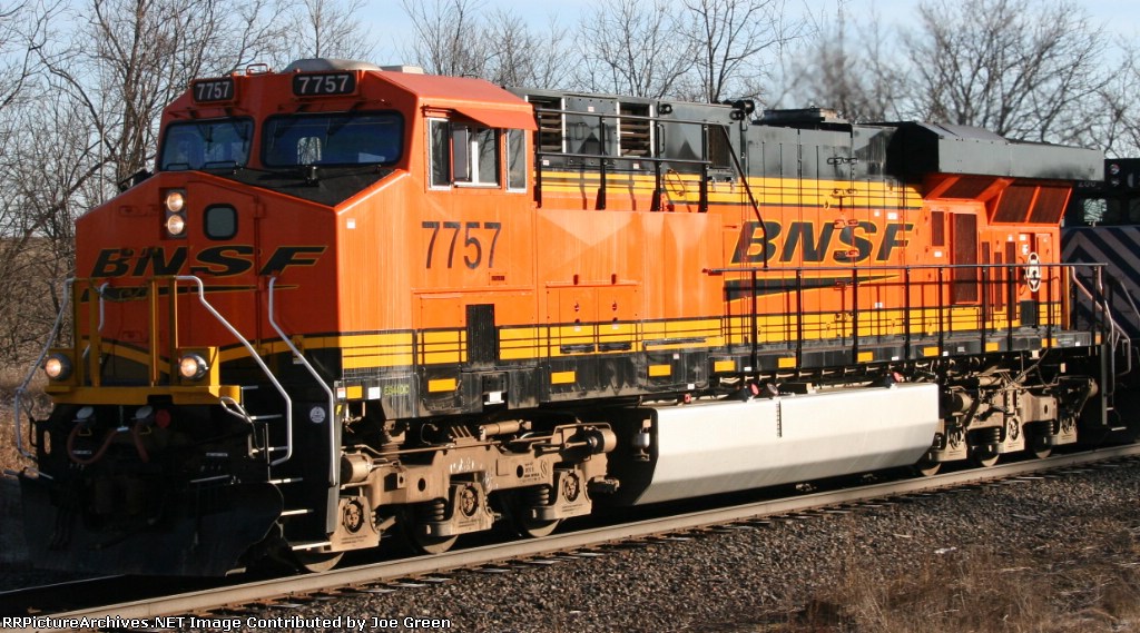 BNSF 7757